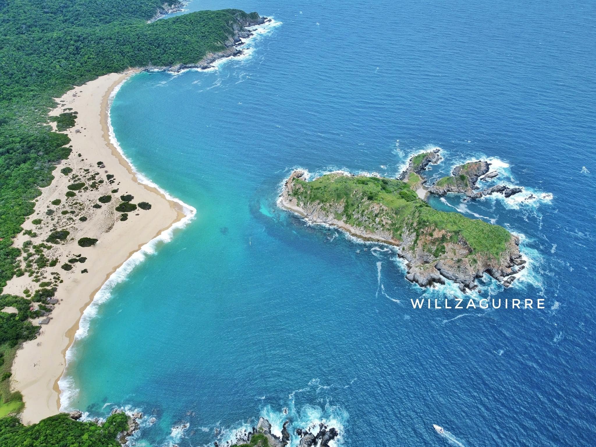 Bahía de Cacaluta ⭐ ¡Un destino de ensueño en Huatulco!